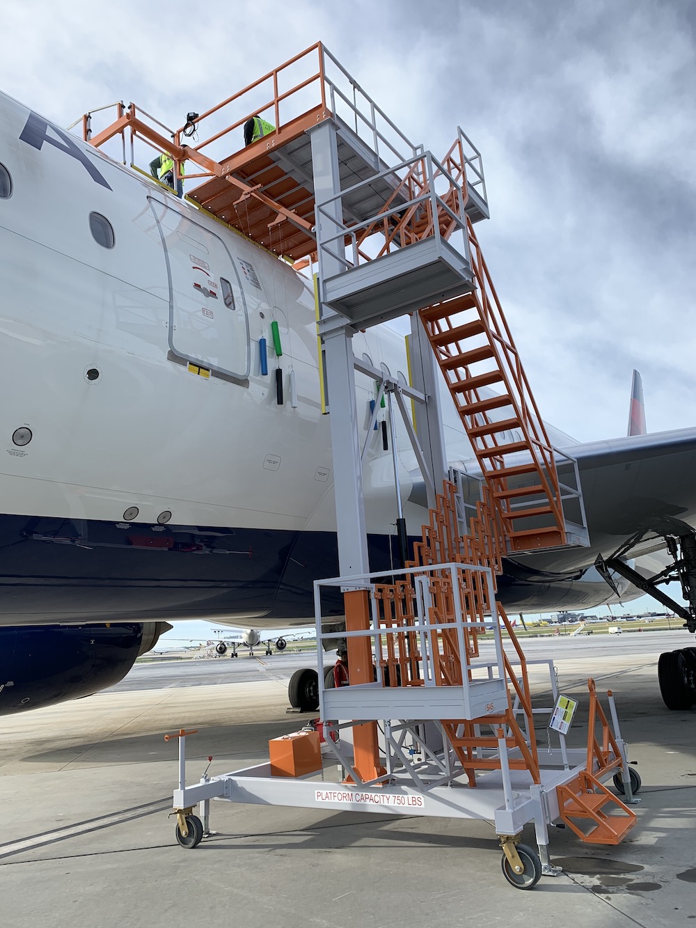 Ground Support Equipment | Aerospace Services and Technicians